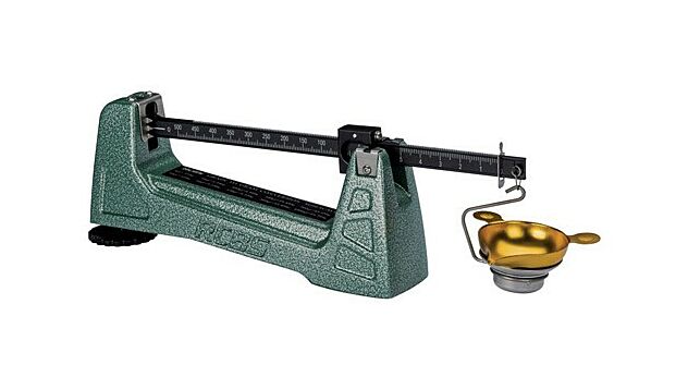 RCBS MODEL M500 RELOADING SCALE 505 GRAIN CAPACITY